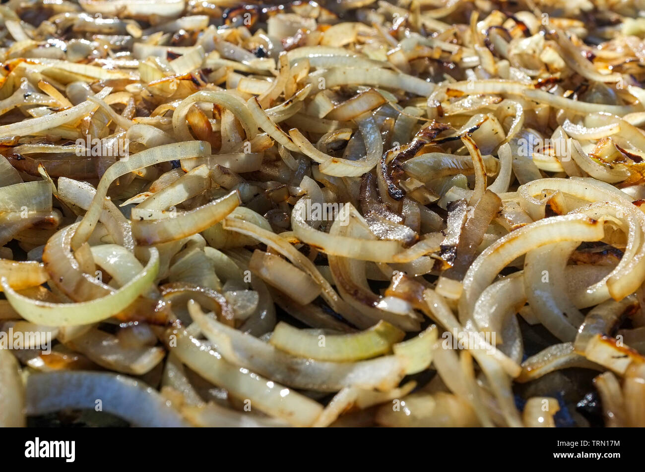 Sliced onions hi-res stock photography and images - Alamy