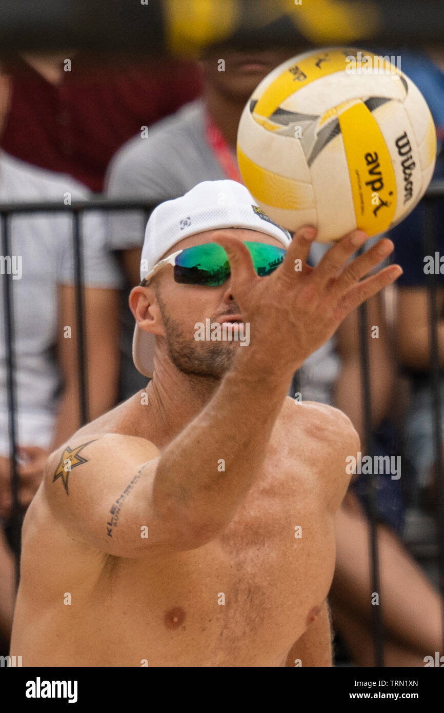 Taylor Crabb/Jake Gibb competing against Tri Bourne/Trevor Crabb in the ...