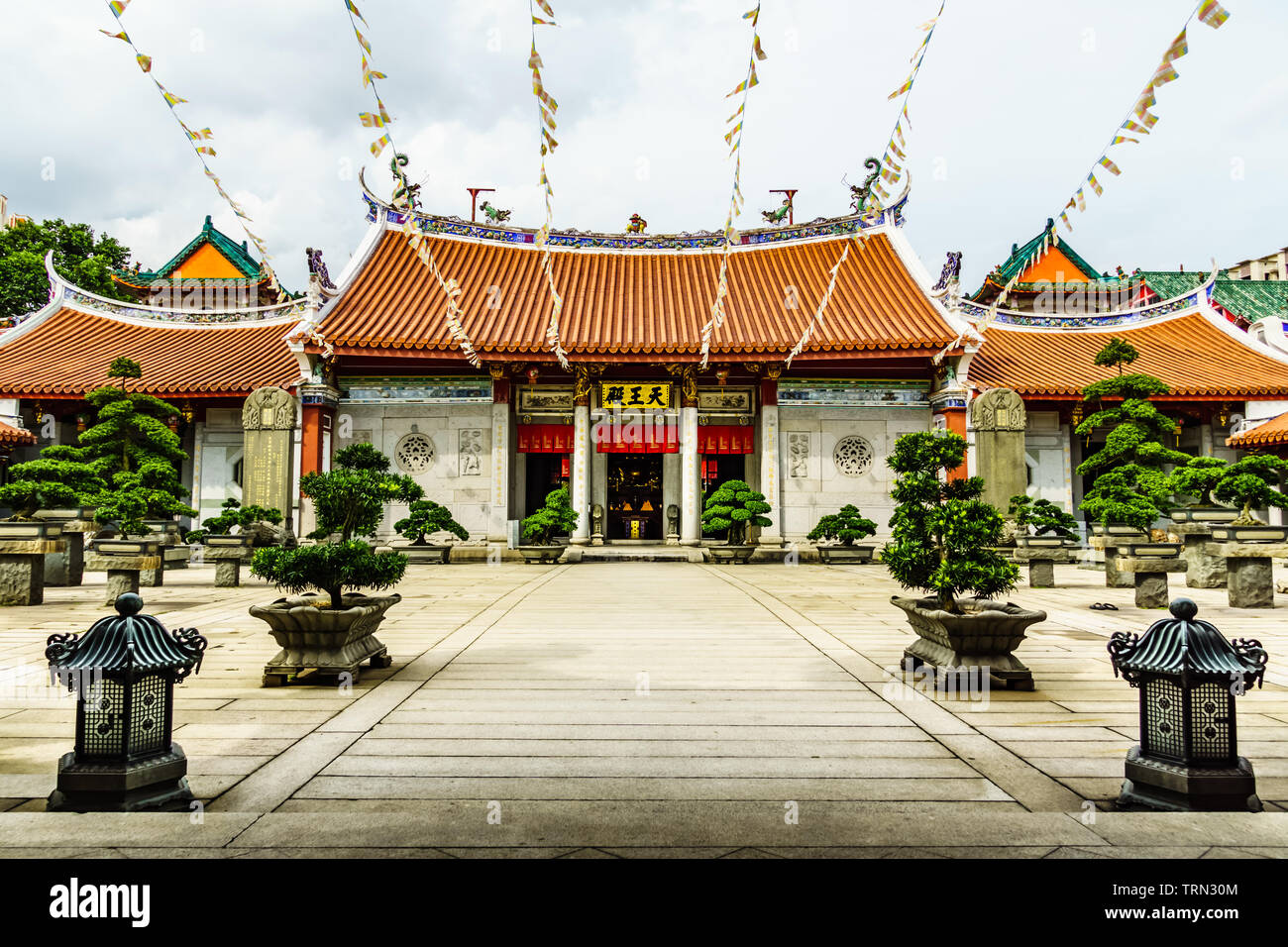 Singapore - Dec 18, 2018: Famous Lian Shan Shuang Lin Temple in Toa ...
