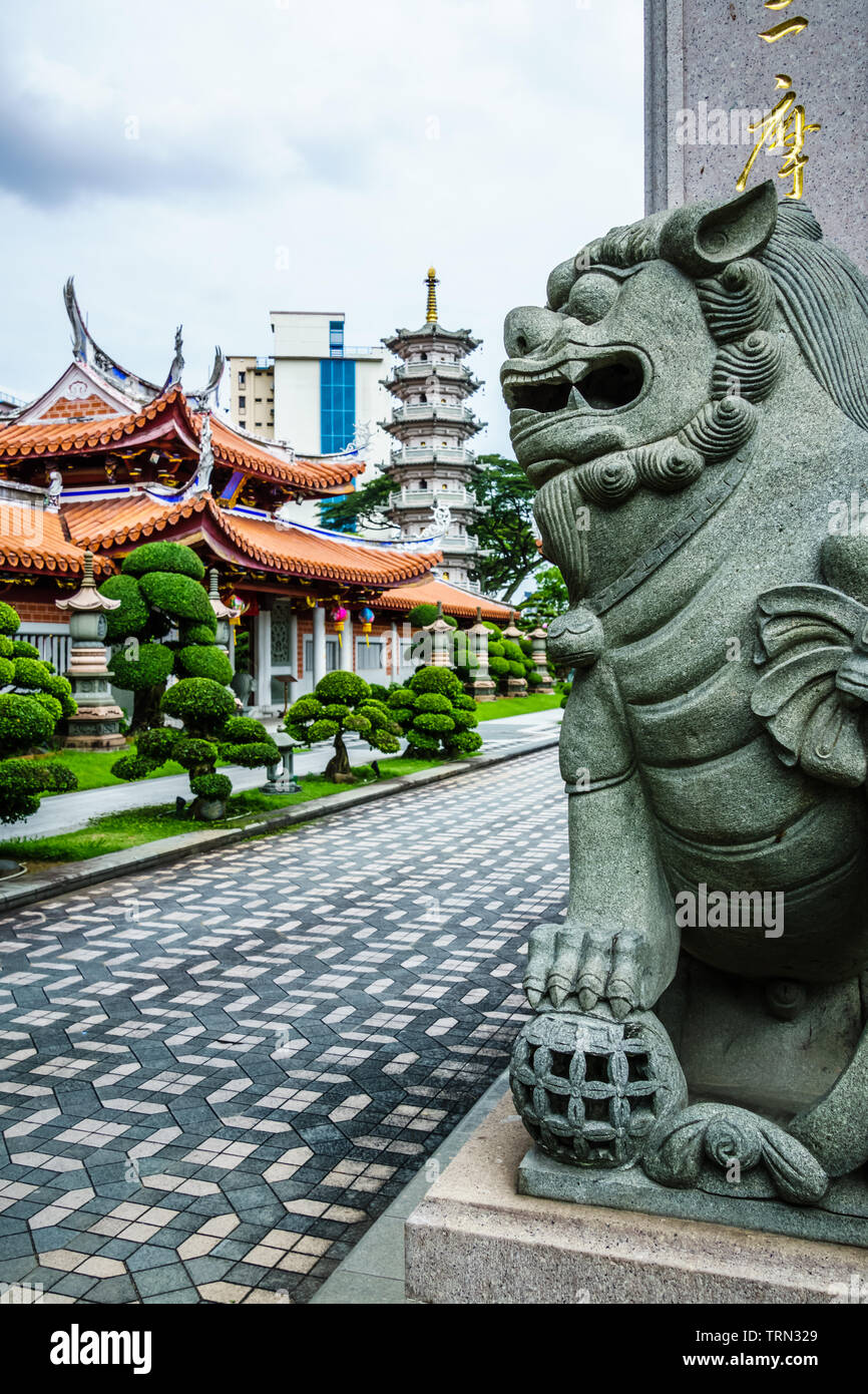 Singapore - Dec 18, 2018: Famous Lian Shan Shuang Lin Temple in Toa ...