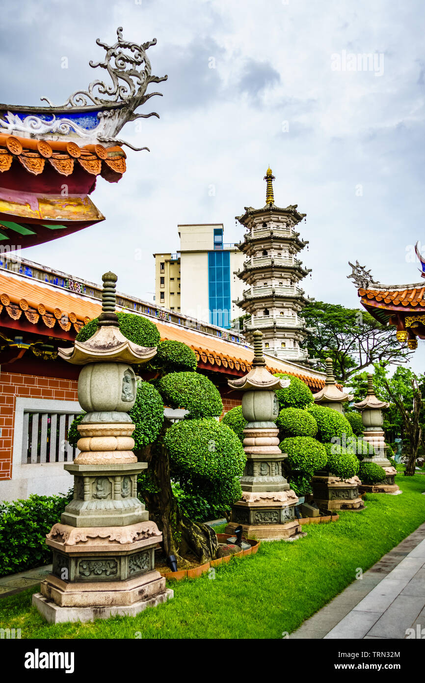Singapore - Dec 18, 2018: Famous Lian Shan Shuang Lin Temple in Toa ...