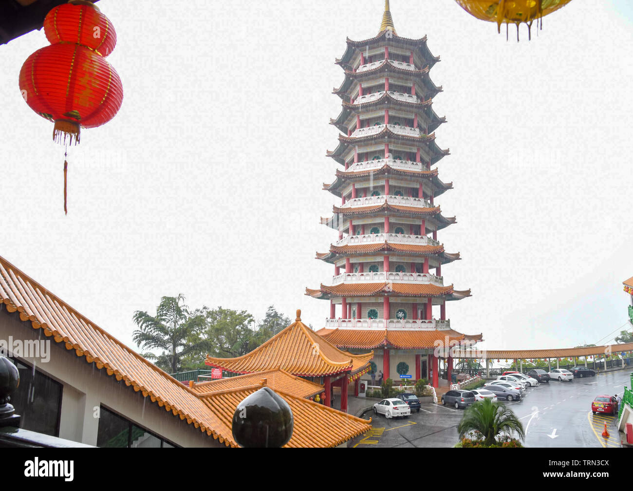 Chin wee pagoda on Genting Highland Stock Photo - Alamy