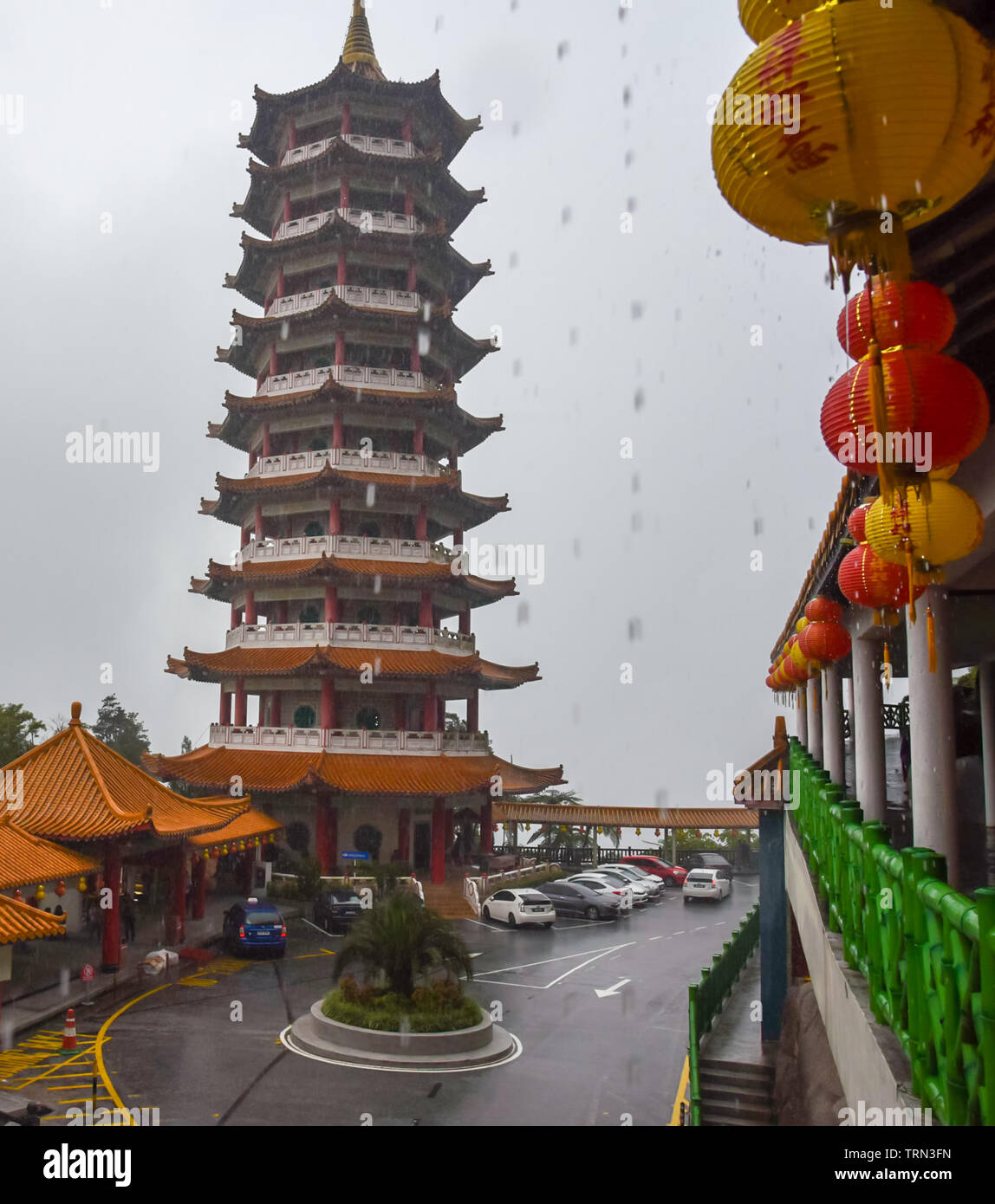 Chin wee pagoda on Genting Highland Stock Photo - Alamy