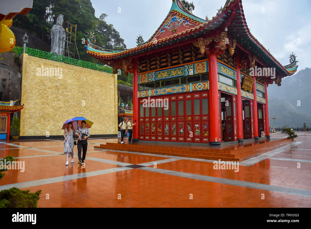 Chin wee pagoda on Genting Highland Stock Photo - Alamy