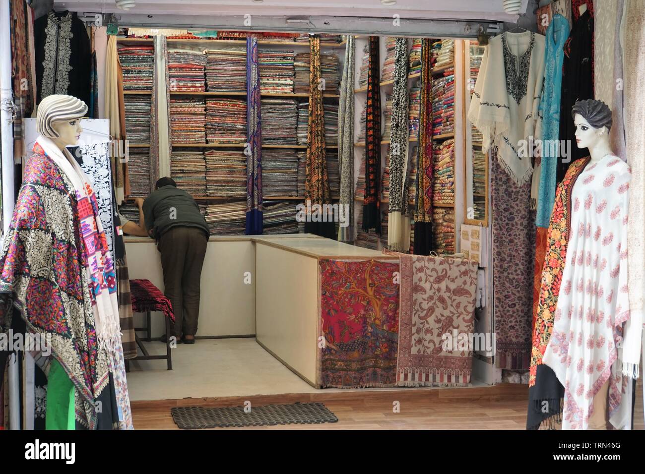 Indian fashion store hi-res stock photography and images - Alamy