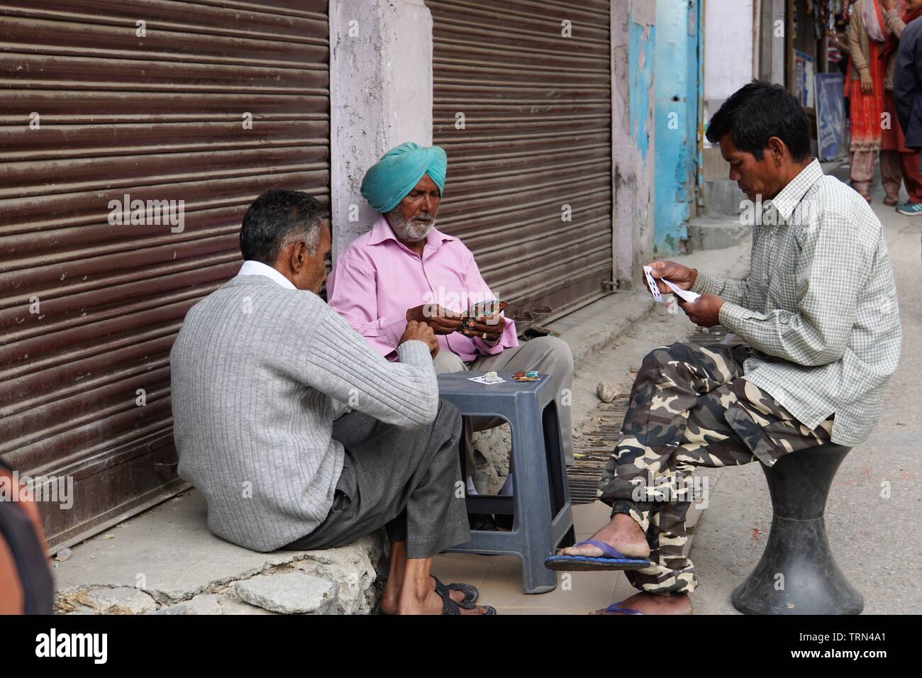 Back street scene manali hi-res stock photography and images - Alamy