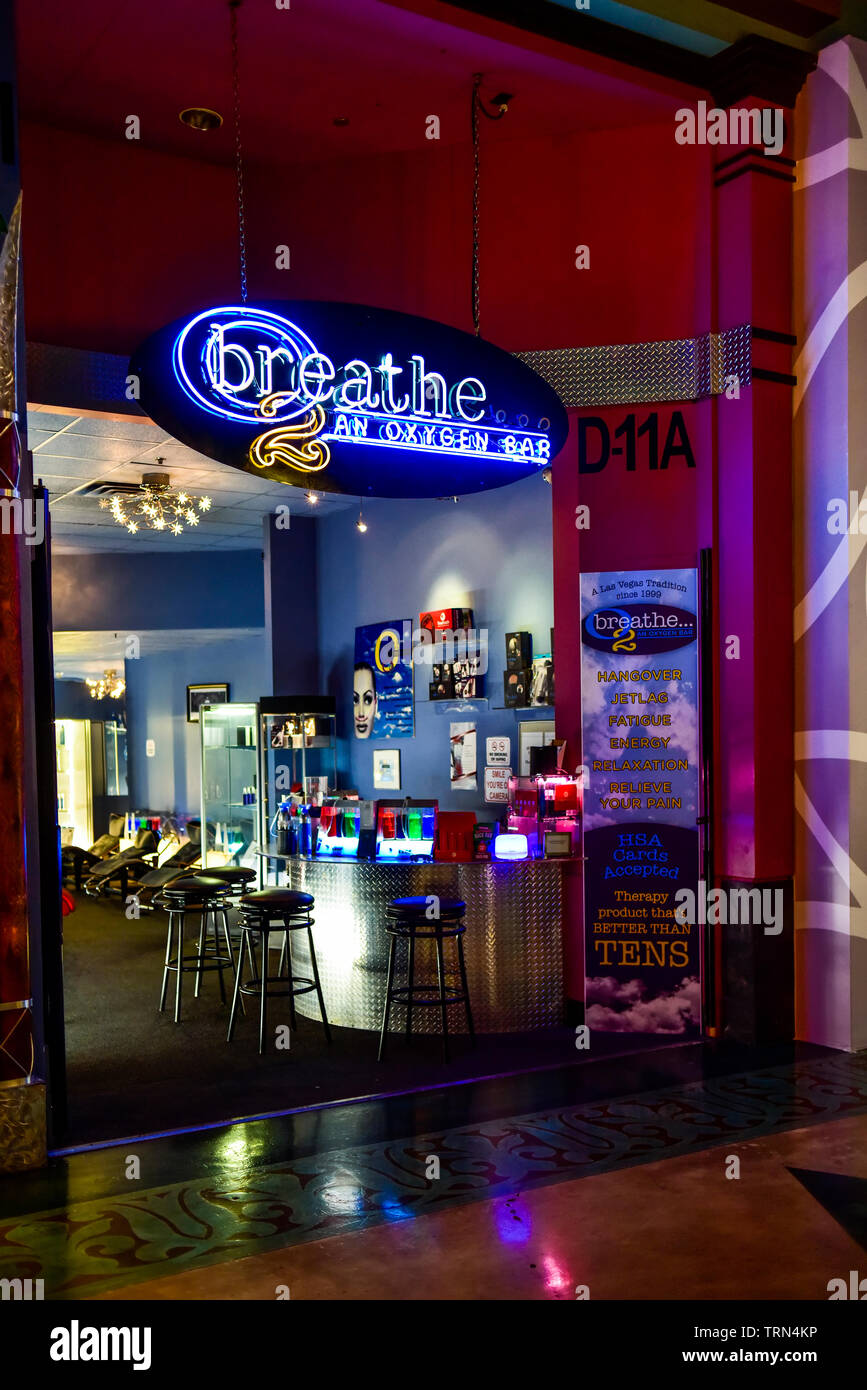 Oxygen bar hi-res stock photography and images - Alamy