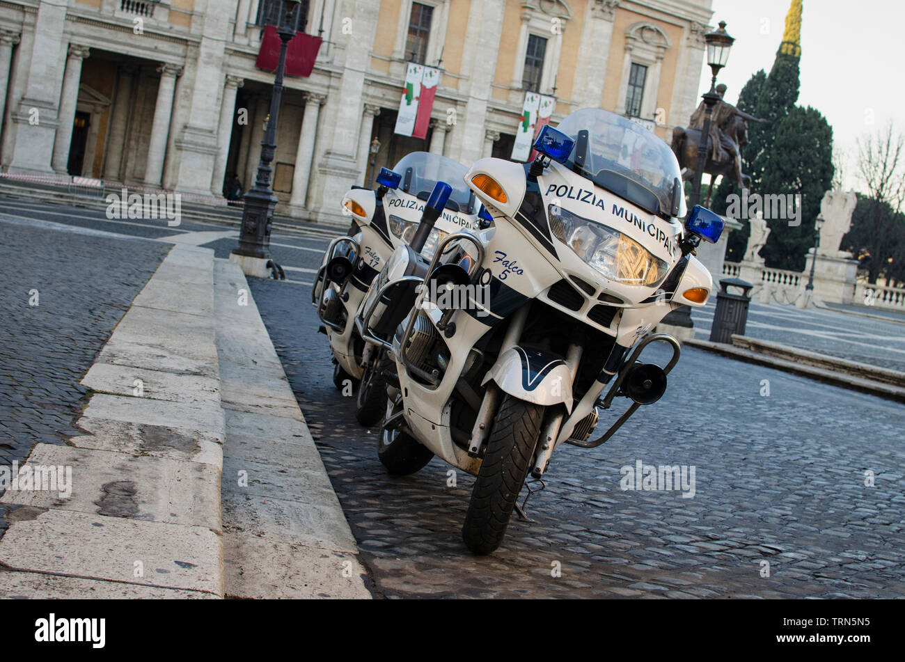 German police motorcycle hi-res stock photography and images - Alamy