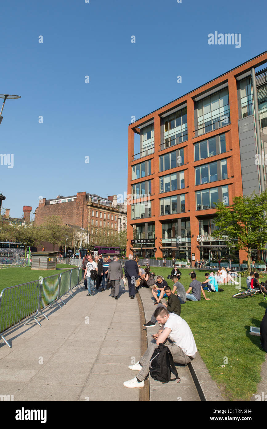 Immeuble bureaux bureaux centre centre hi-res stock photography and ...