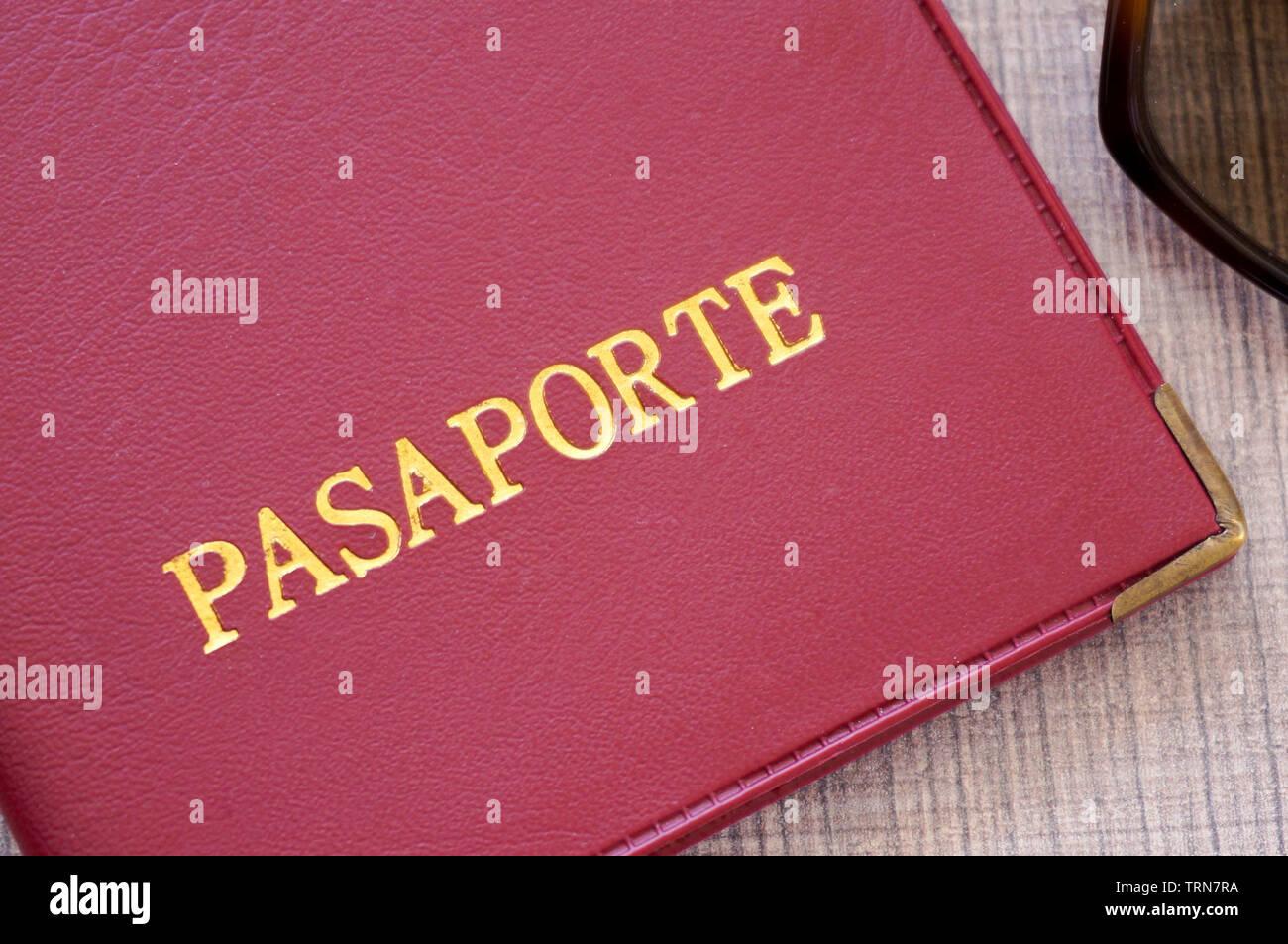 Gold passport hi-res stock photography and images - Alamy