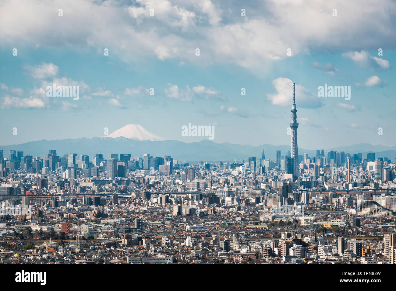Tokyo skytree mount fuji hi-res stock photography and images - Alamy