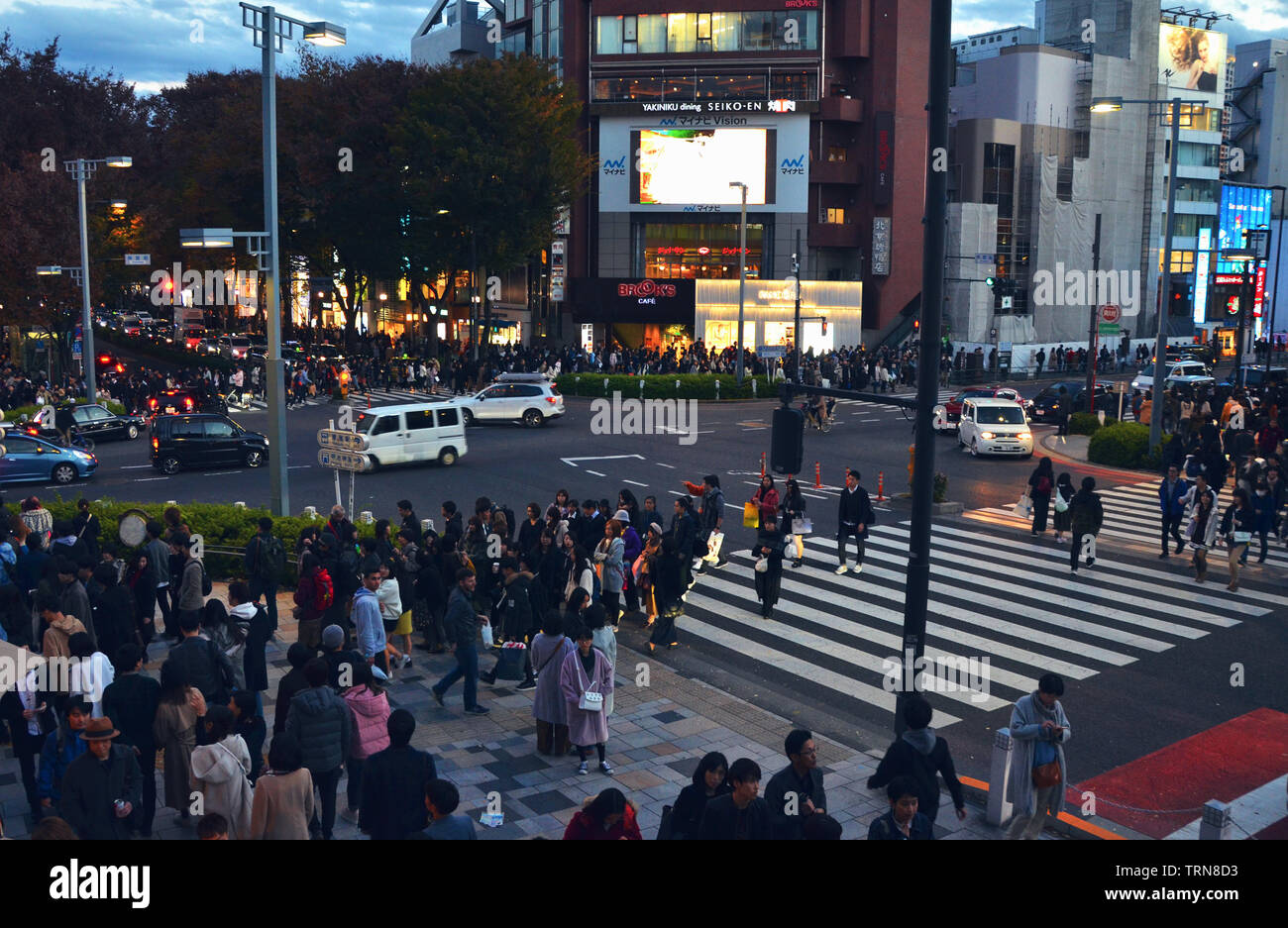 Overpopulation Crowd High Resolution Stock Photography and Images - Alamy