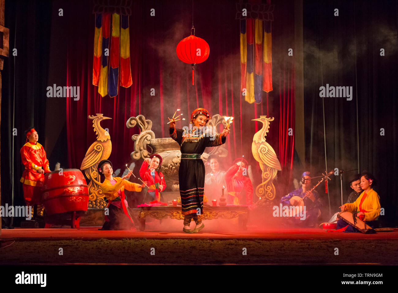 Vietnamese bell hi-res stock photography and images - Alamy