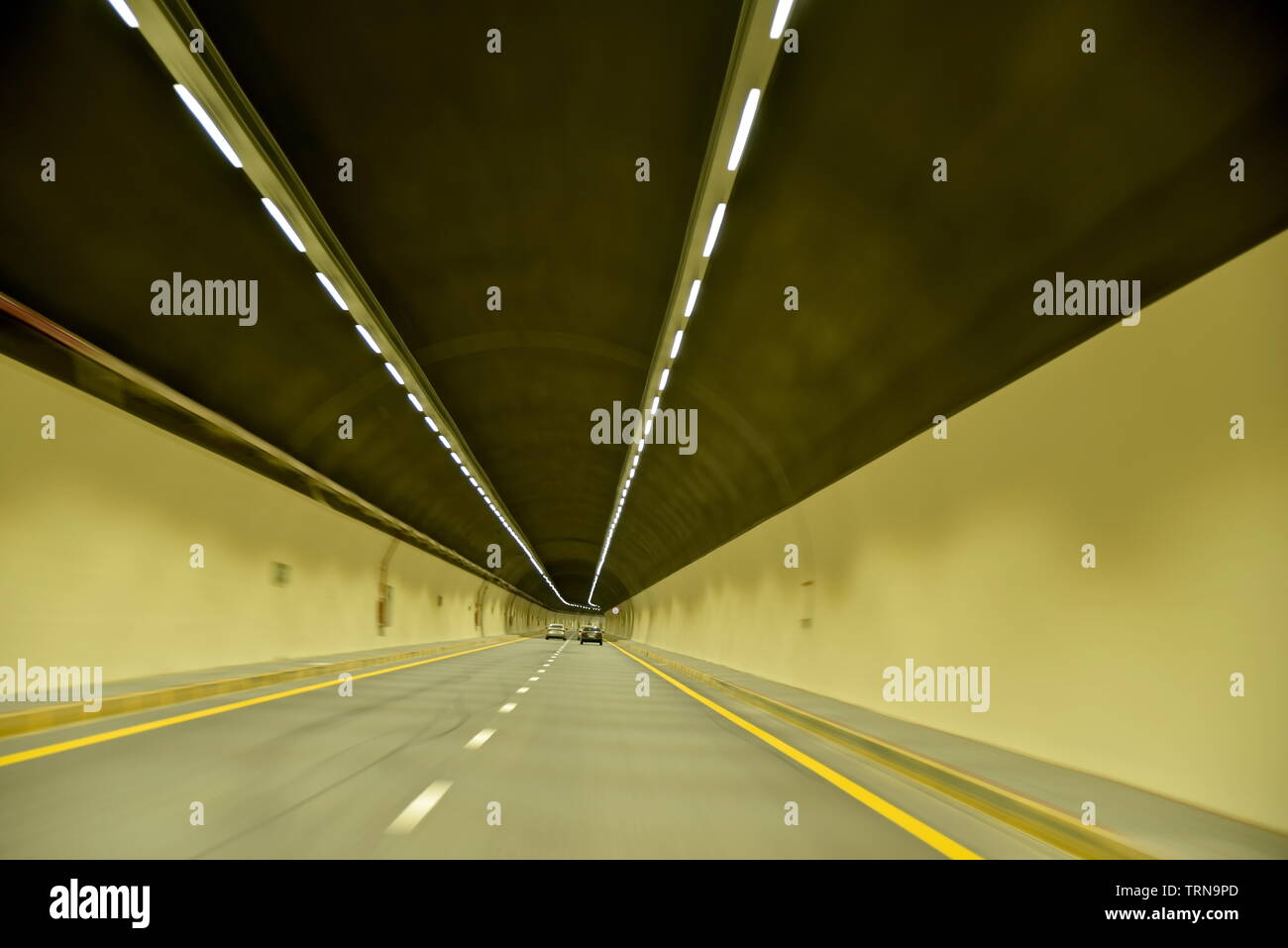 Sharjah to fujairah highway hi-res stock photography and images - Alamy