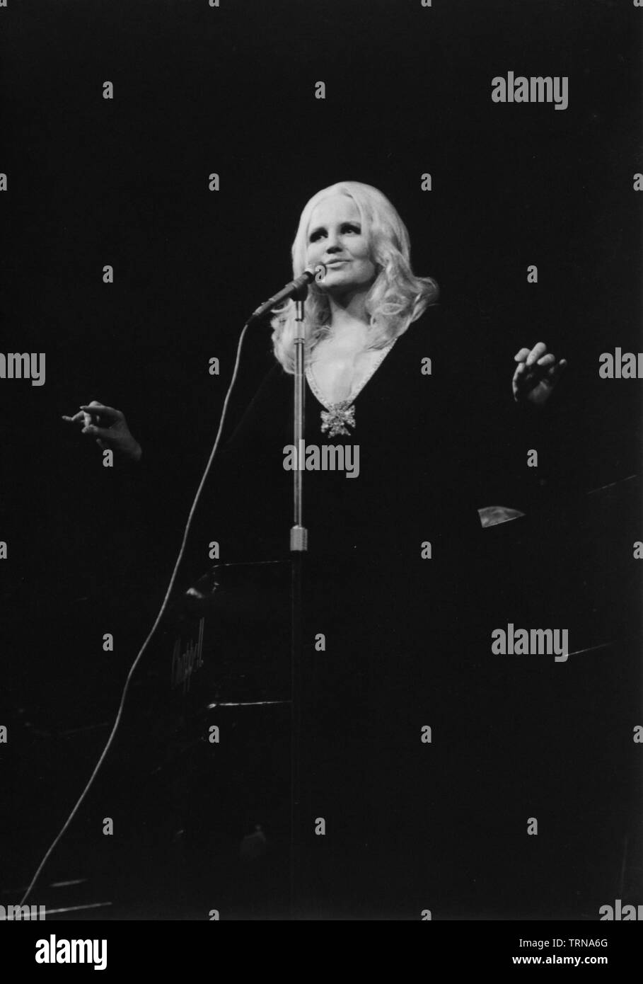 Peggy lee hi-res stock photography and images - Alamy