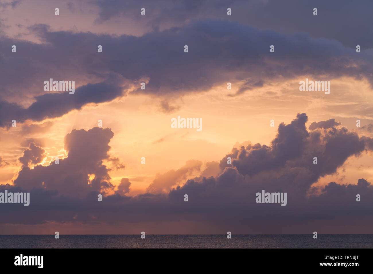 Cloudy tropical sky hi-res stock photography and images - Alamy