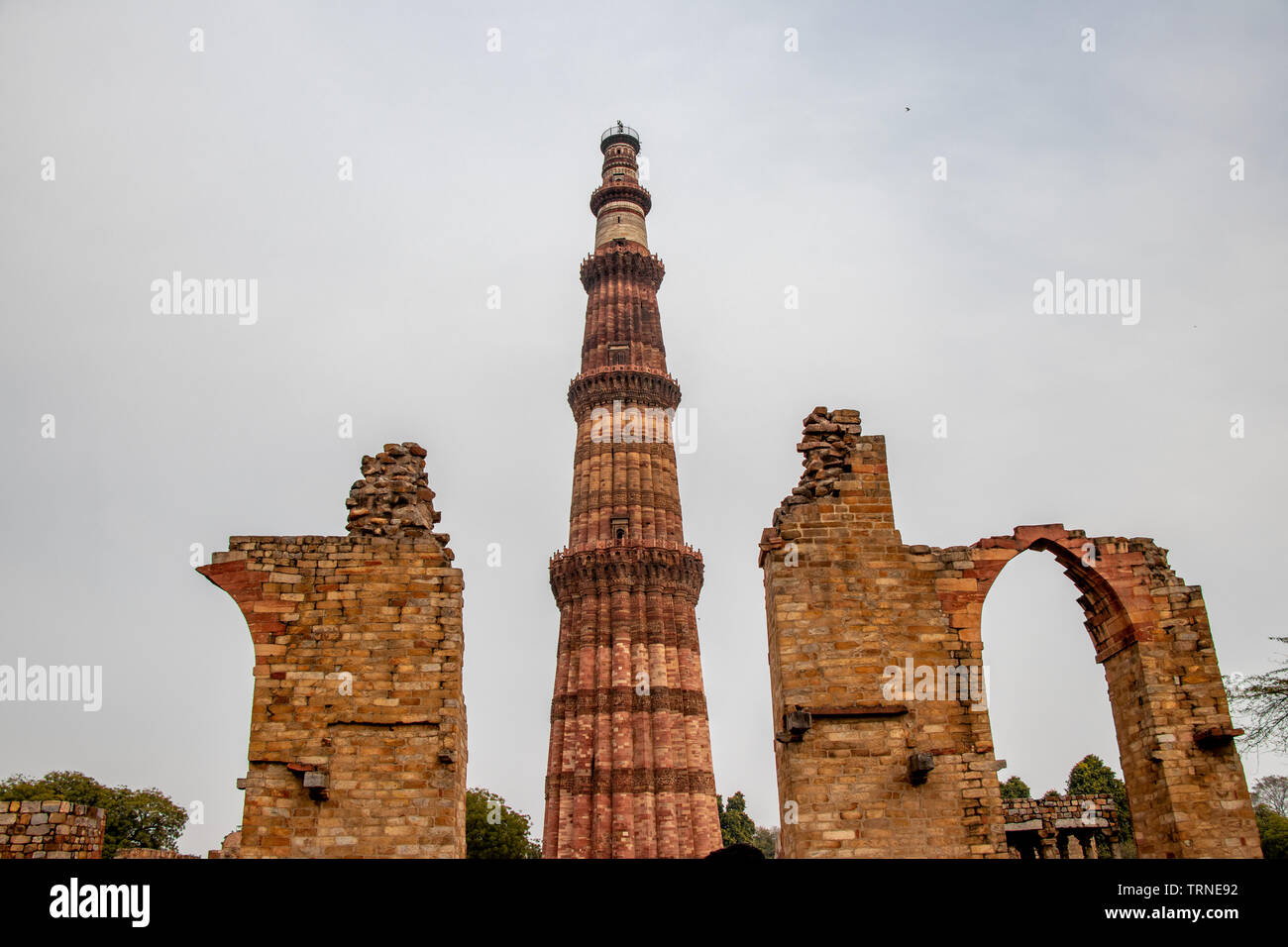 Worlds tallest free standing structure hi-res stock photography and ...