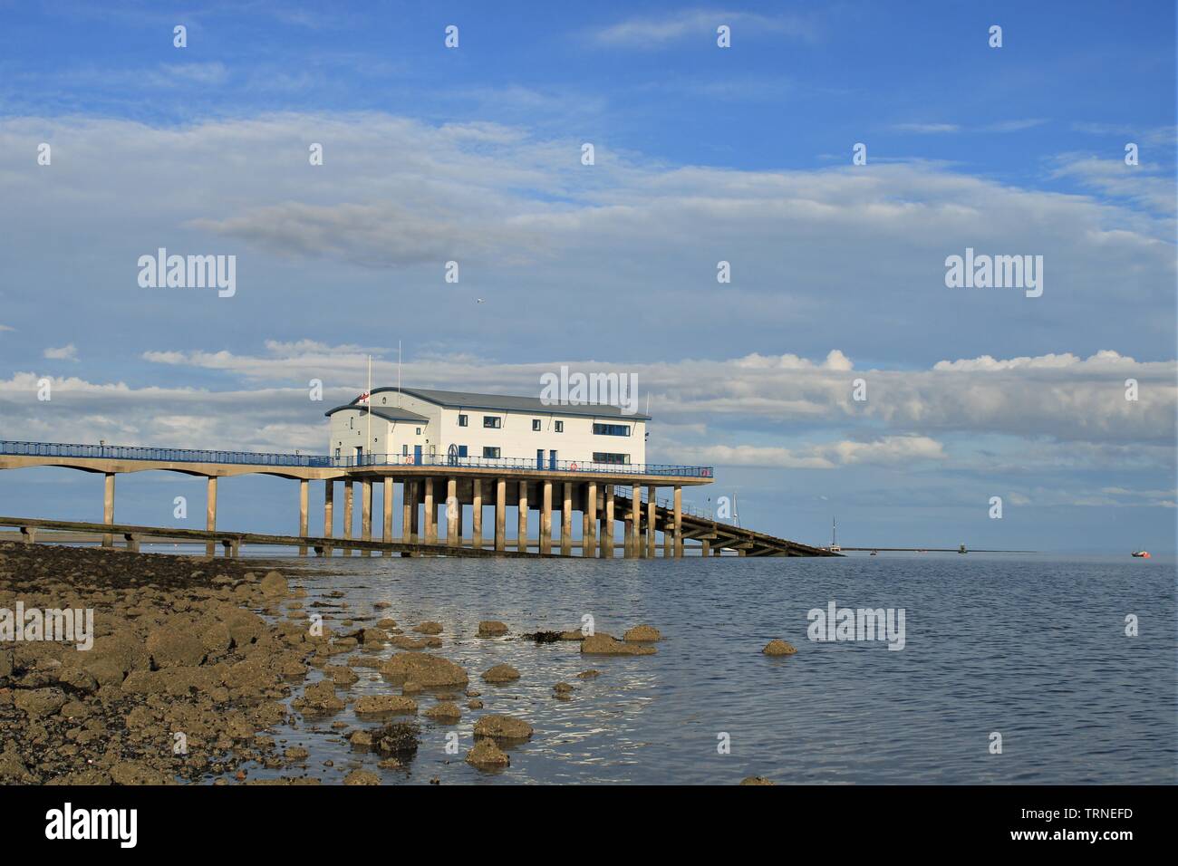 UK Roa Island, Rampside, Barrow In Furness, Cumbria. Blue sky above Roa ...