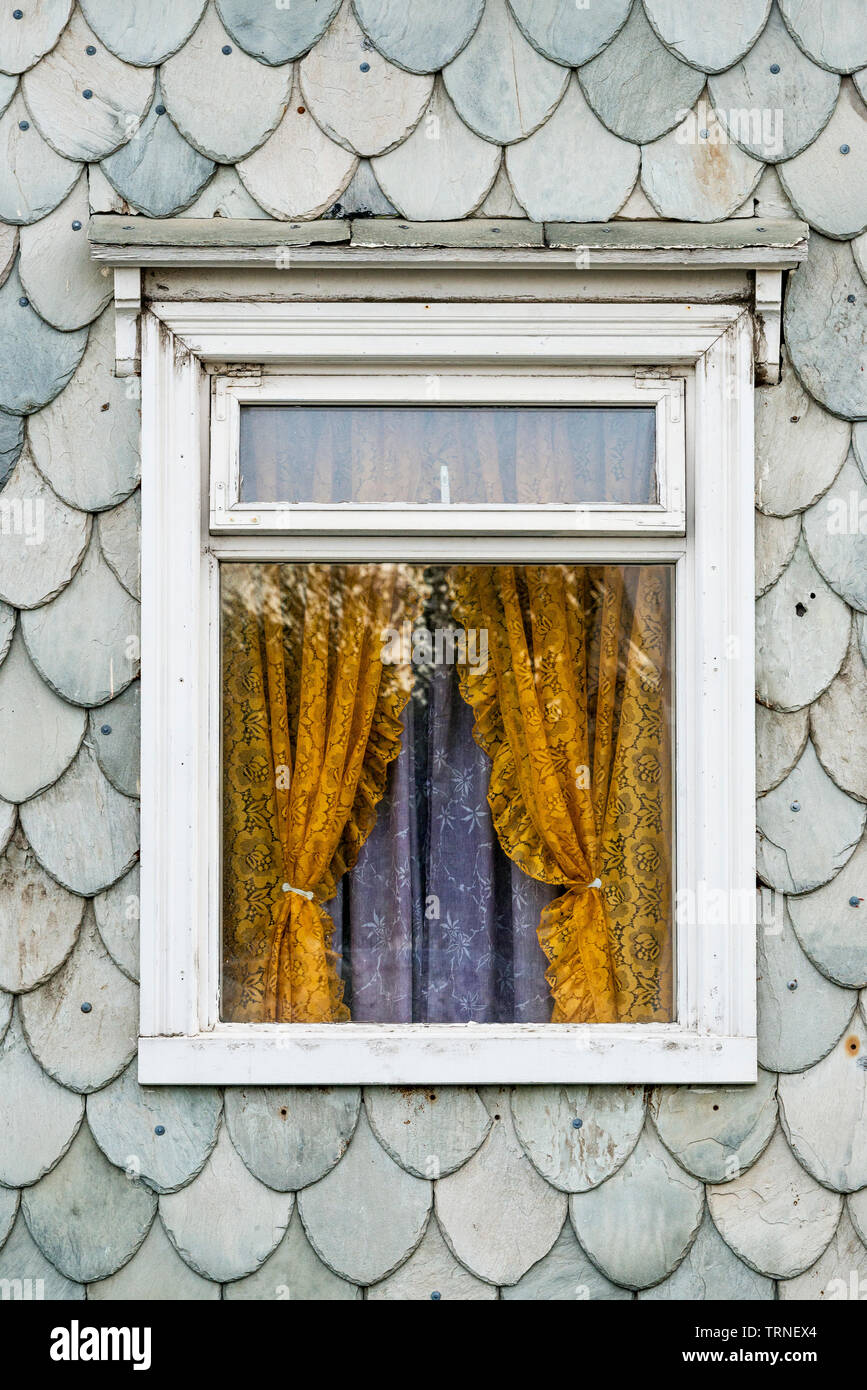 Fish scale pattern hi-res stock photography and images - Alamy