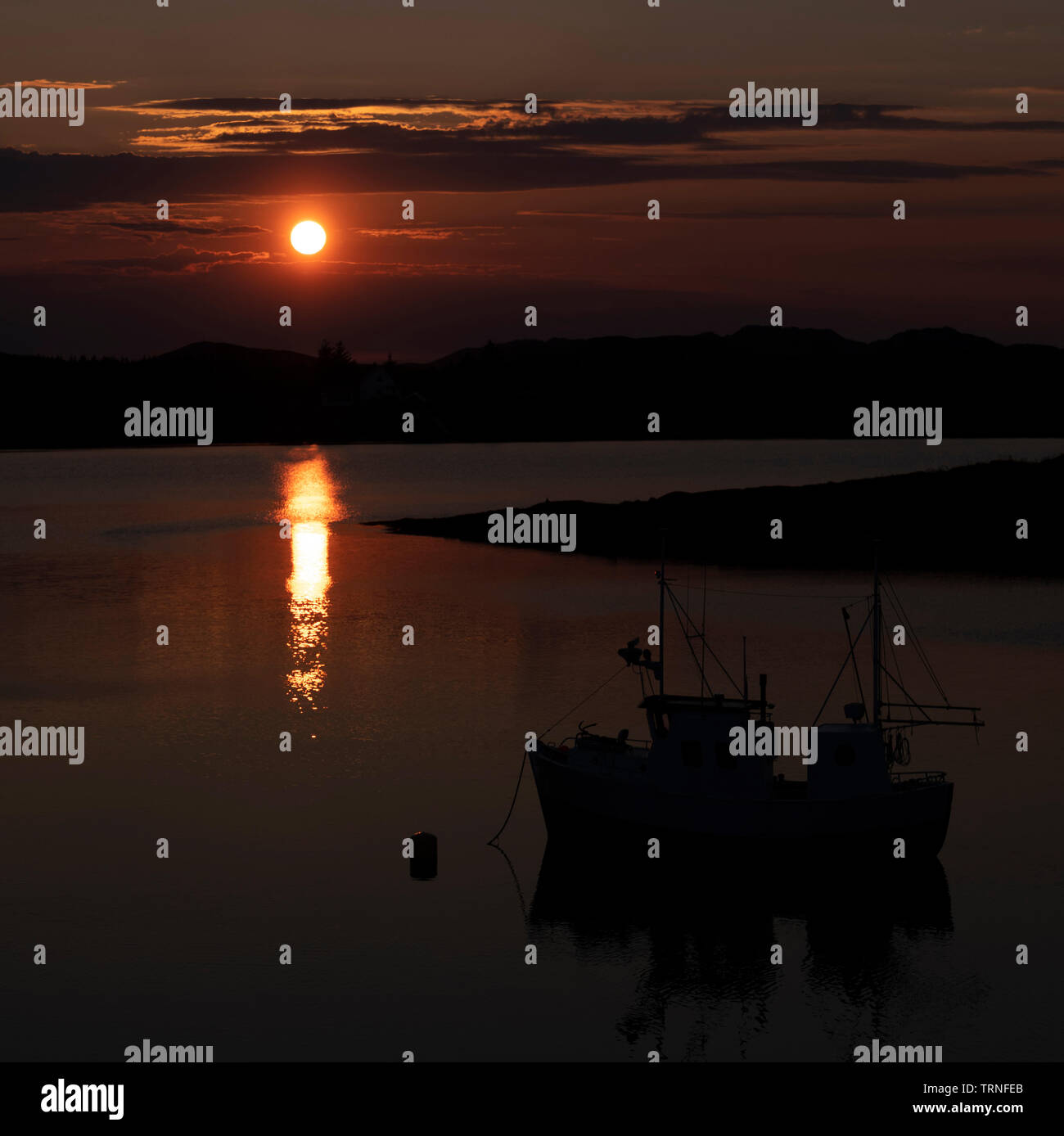 Norway midnight sun hi-res stock photography and images - Alamy