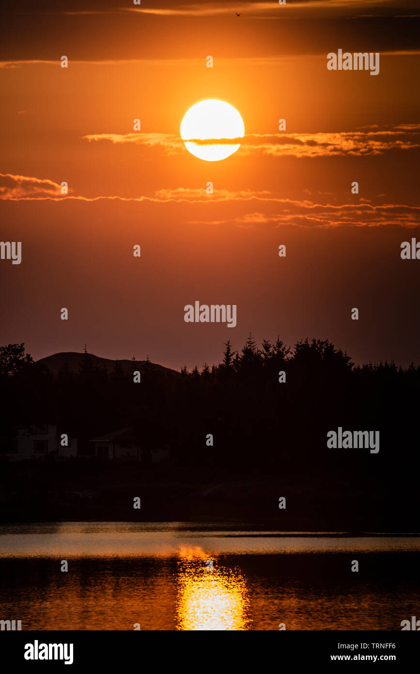 Midnight sun in norway hi-res stock photography and images - Alamy