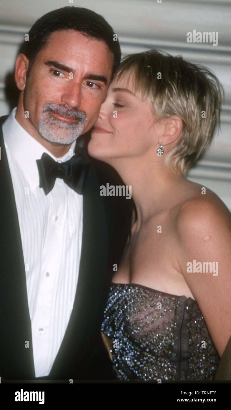 Phil Bronstein Sharon Stone 1999John Barrett/PHOTOlink.net /MediaPunch ...