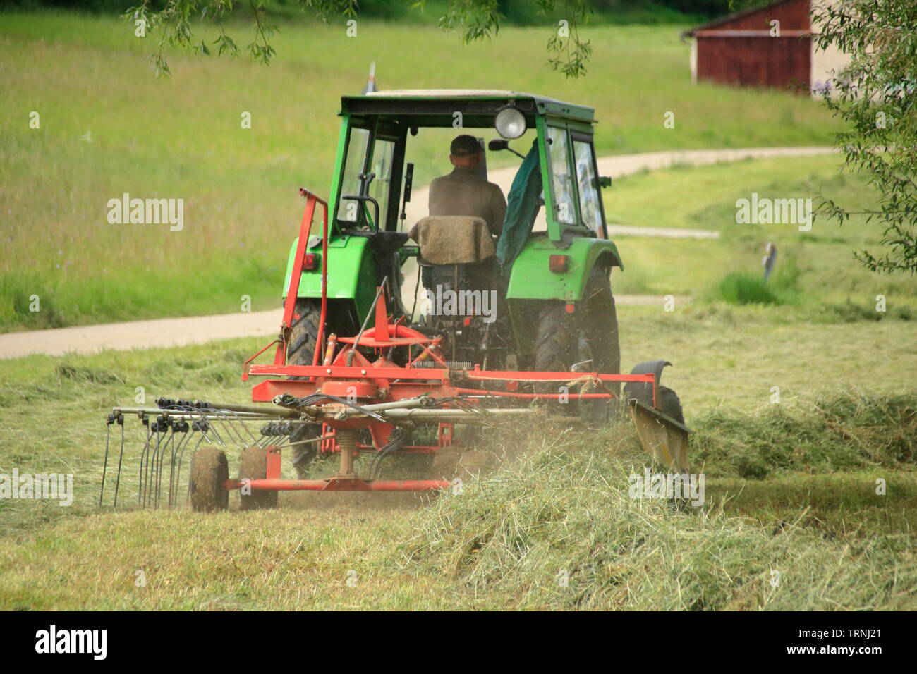 Hay tedder hi-res stock photography and images - Alamy