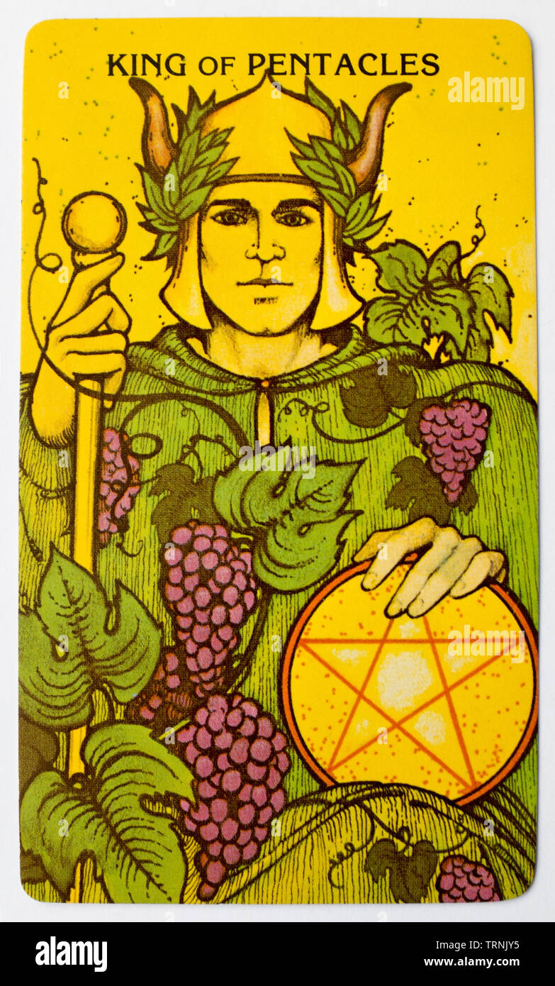 King of pentacles hi-res stock photography and images - Alamy