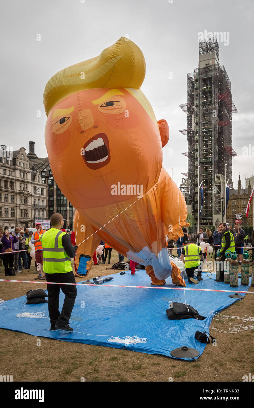Orange blimp hi-res stock photography and images - Alamy