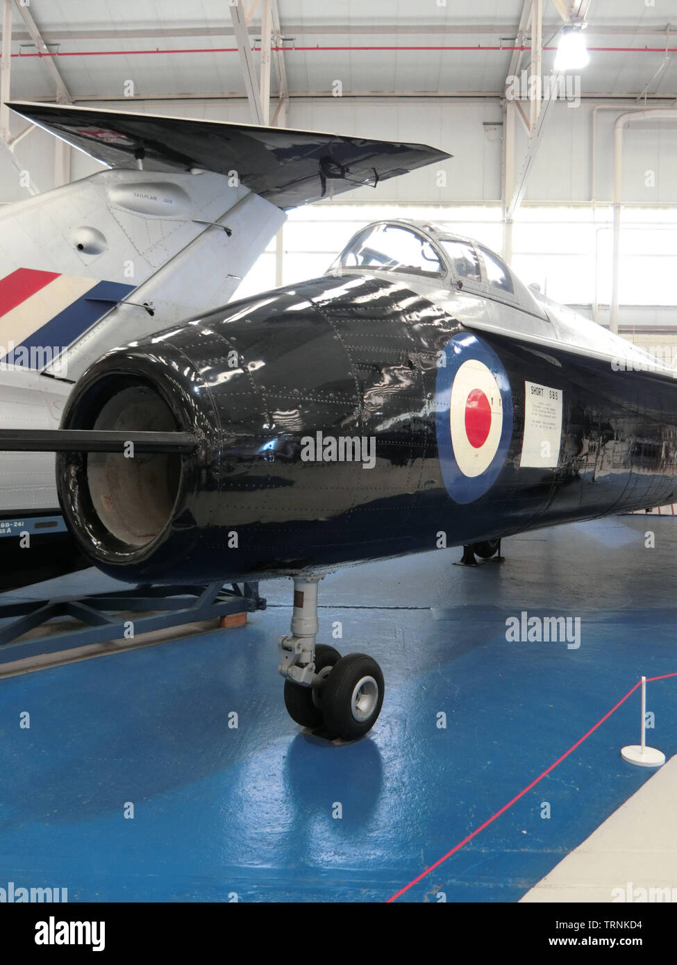 Raf plane 1950s hi-res stock photography and images - Alamy