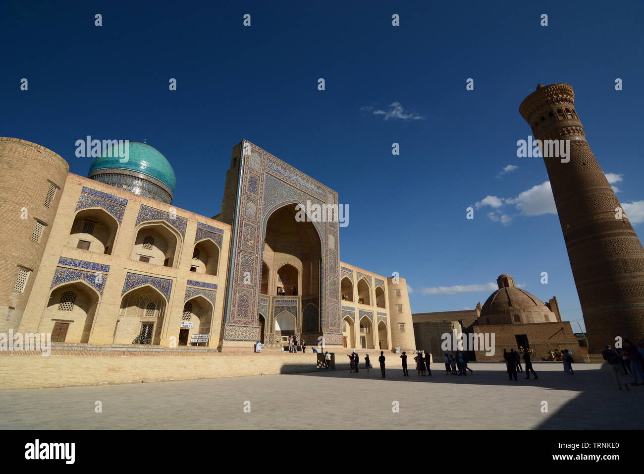 Mir-i-Arab mosque and Kalon minaret. Bukhara. Uzbekistan Stock Photo - Alamy