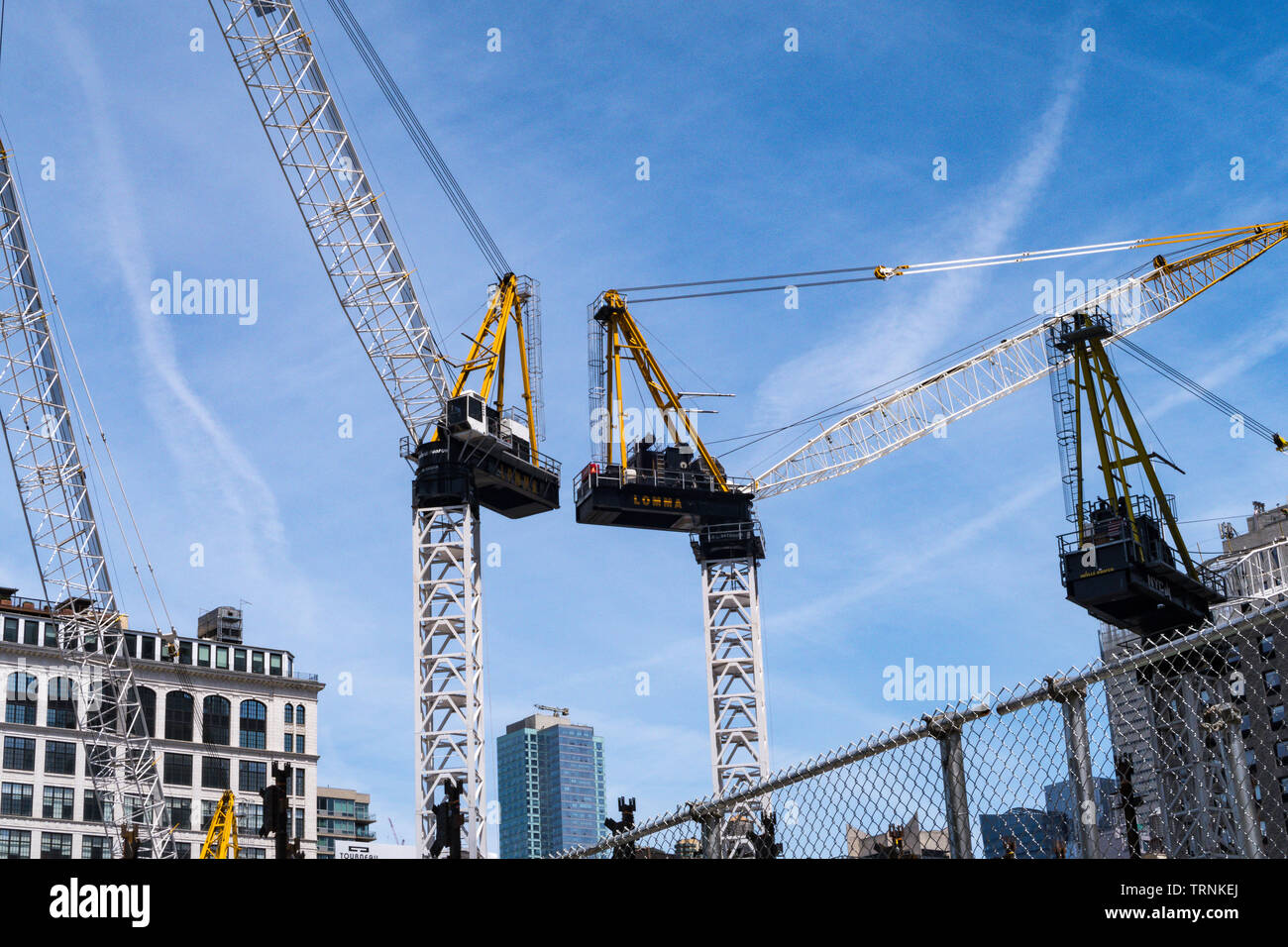 Hudson yards construction hi-res stock photography and images - Alamy