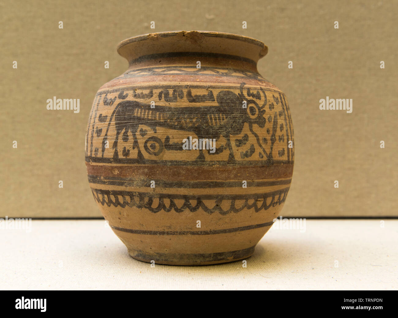 Terracotta Jar. 2600 BC - 2300 BC. Nindowari, Balochistan, Pakistan ...