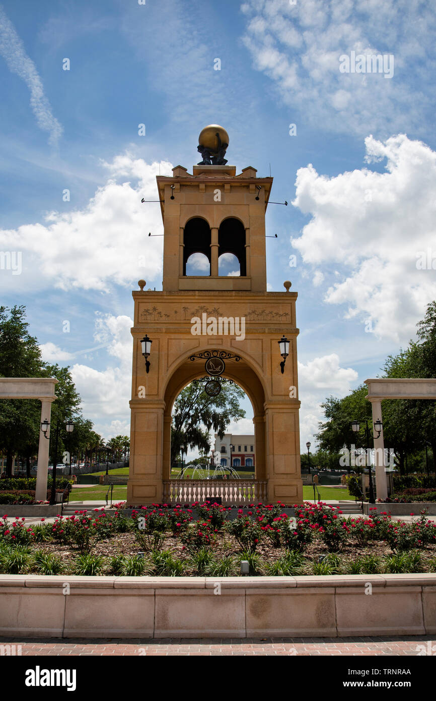 Plaza tower hi-res stock photography and images - Alamy