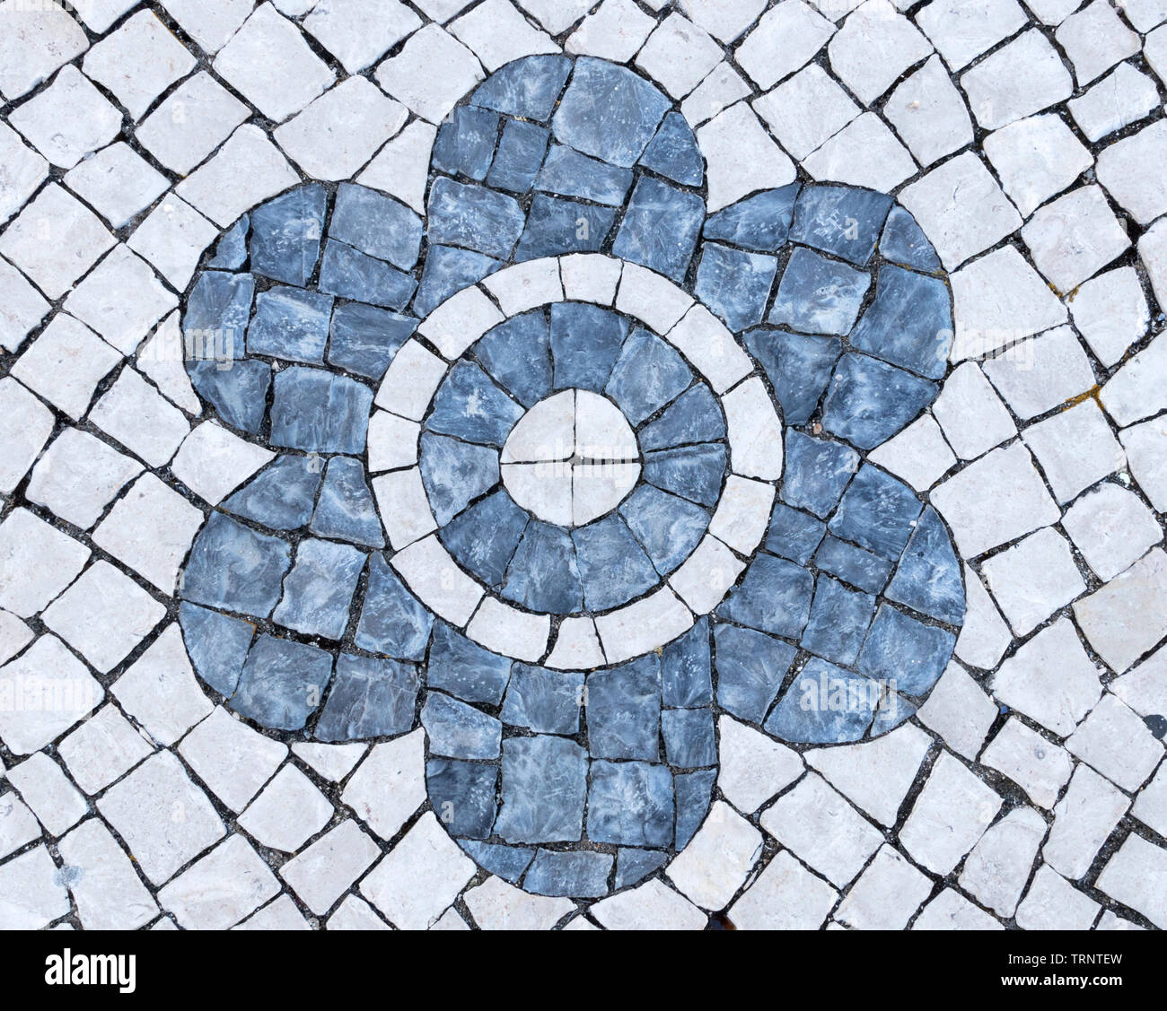 Pebble mosaic path hi-res stock photography and images - Alamy