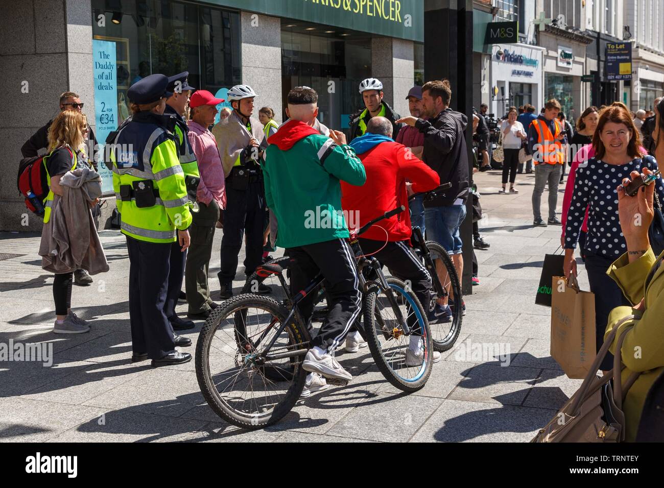 The sweeney tv series hi-res stock photography and images - Alamy