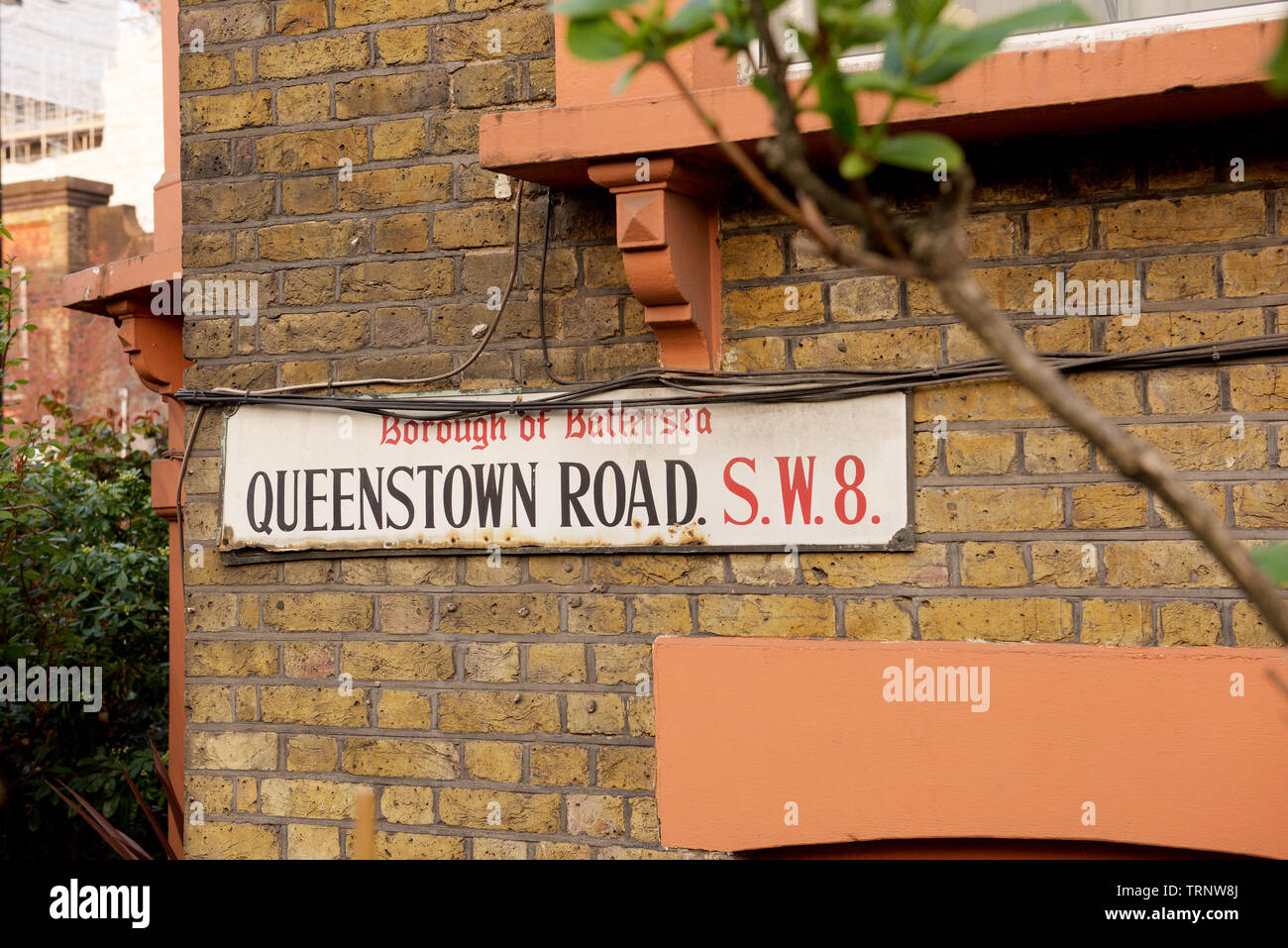 Queenstown sign hi-res stock photography and images - Alamy