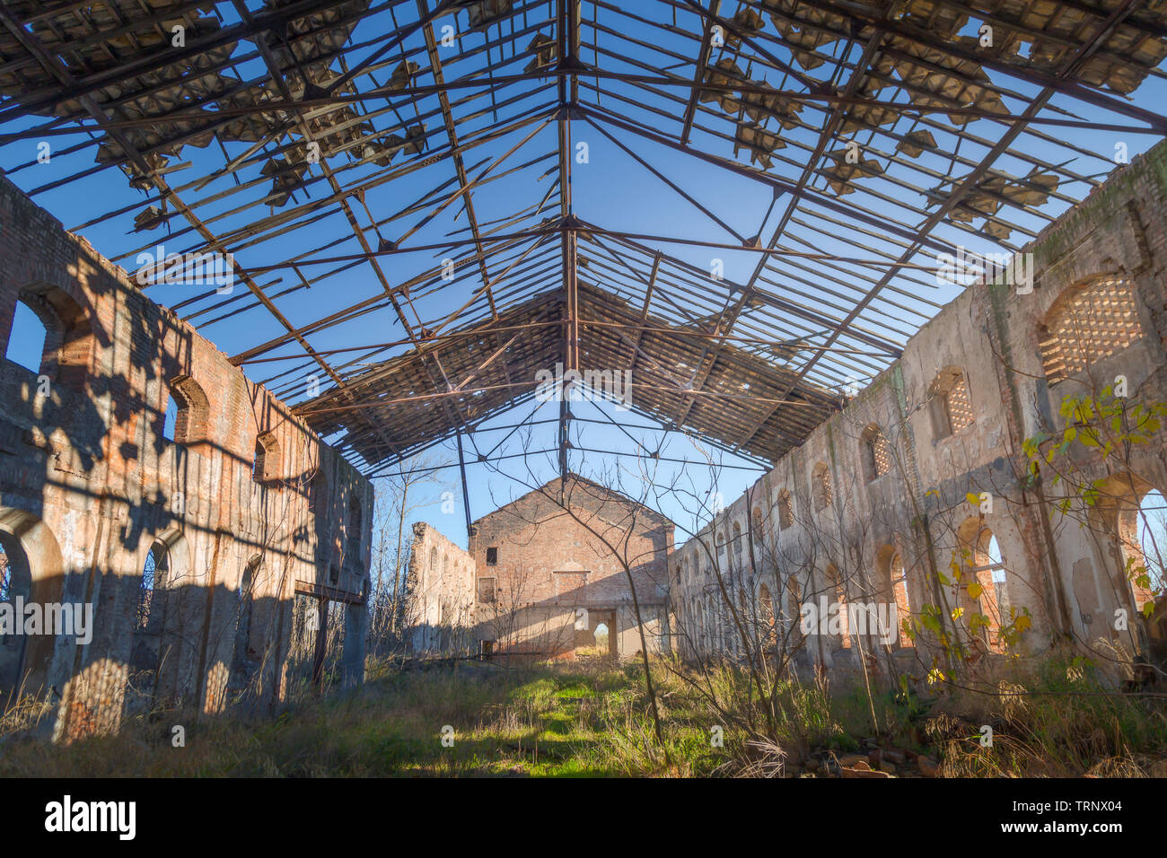 Old Abandoned Warehouse High Resolution Stock Photography and Images ...