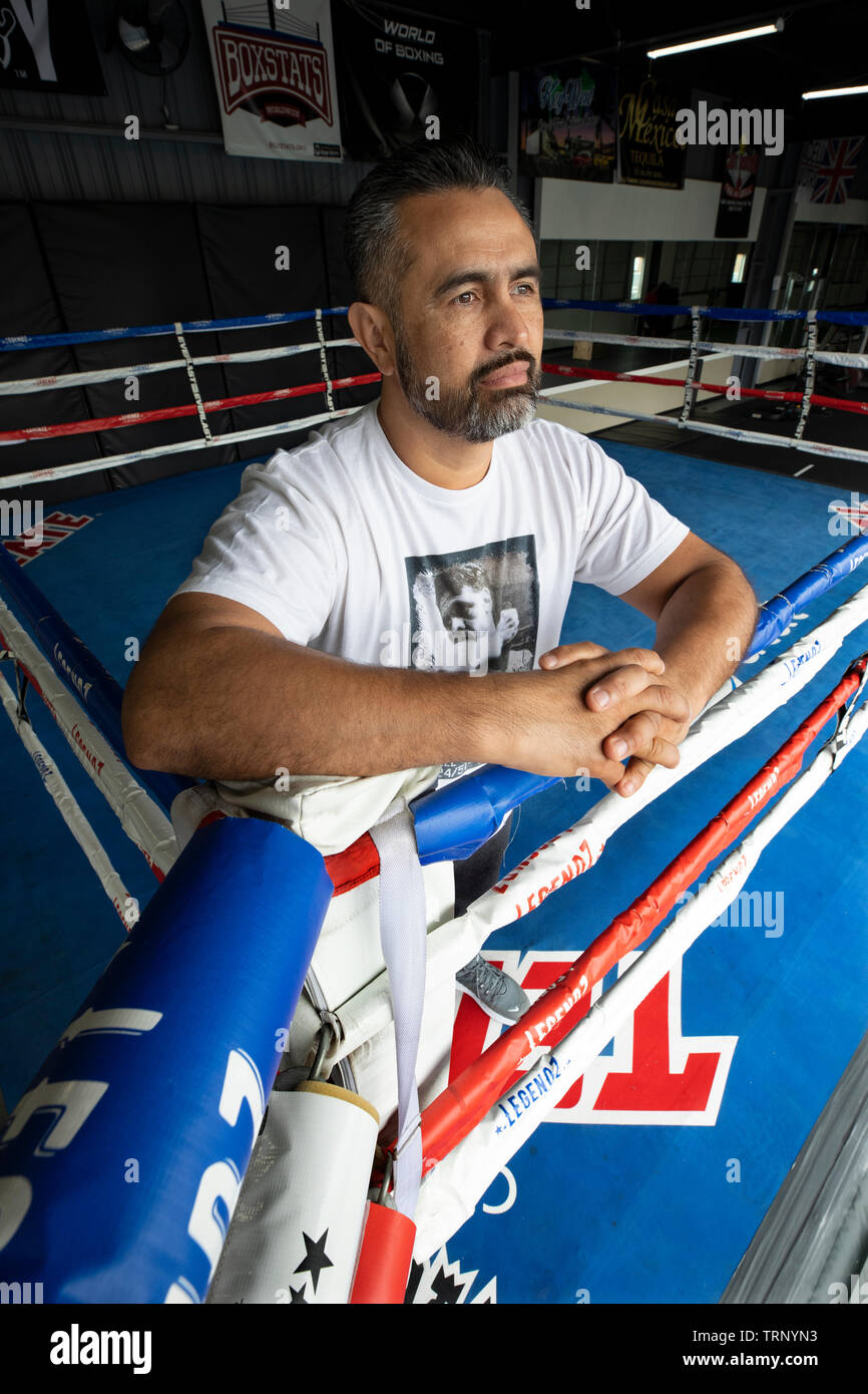 Manny Robles in Legendz gym Stock Photo - Alamy