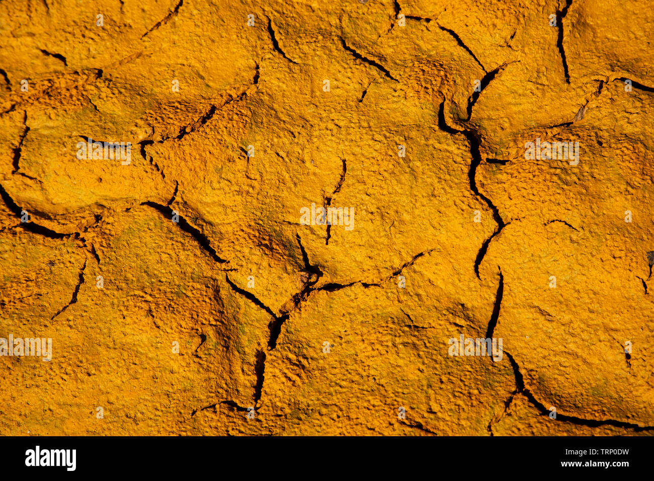 Yellow dried mud in rio Tinto, Huelva Stock Photo - Alamy