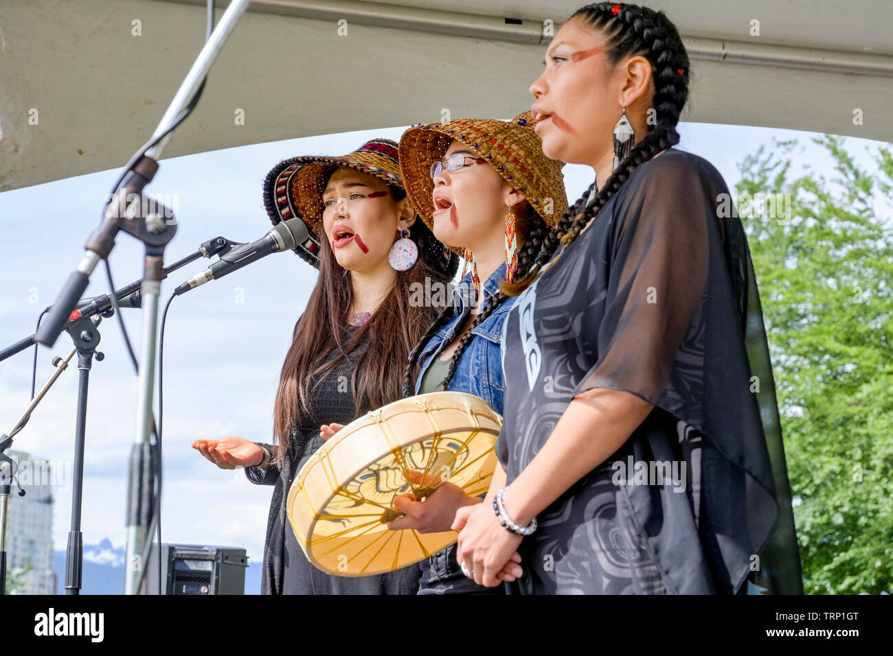 Indigenous protest hi-res stock photography and images - Alamy