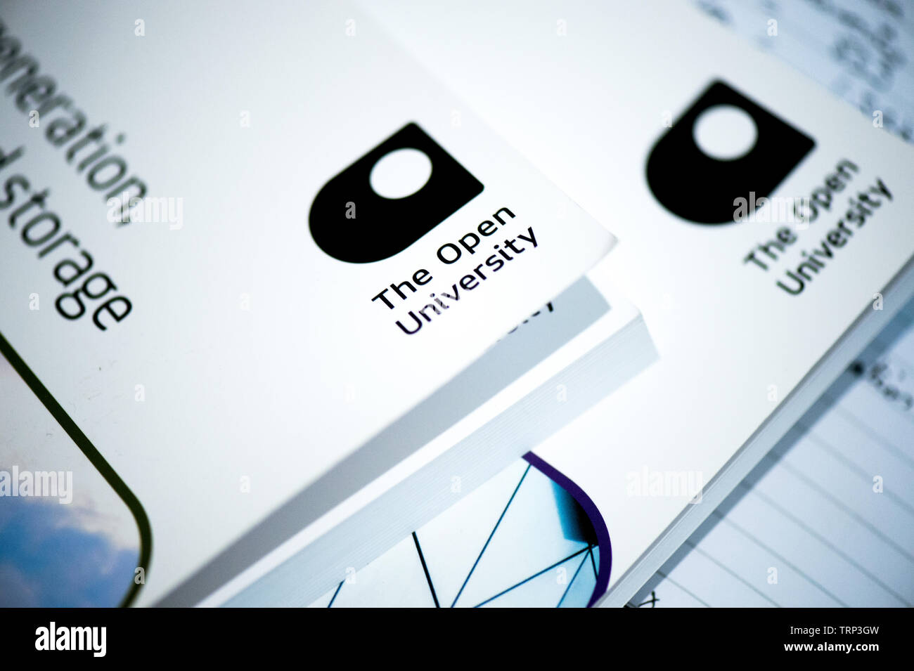 Open university logo uk hi-res stock photography and images - Alamy