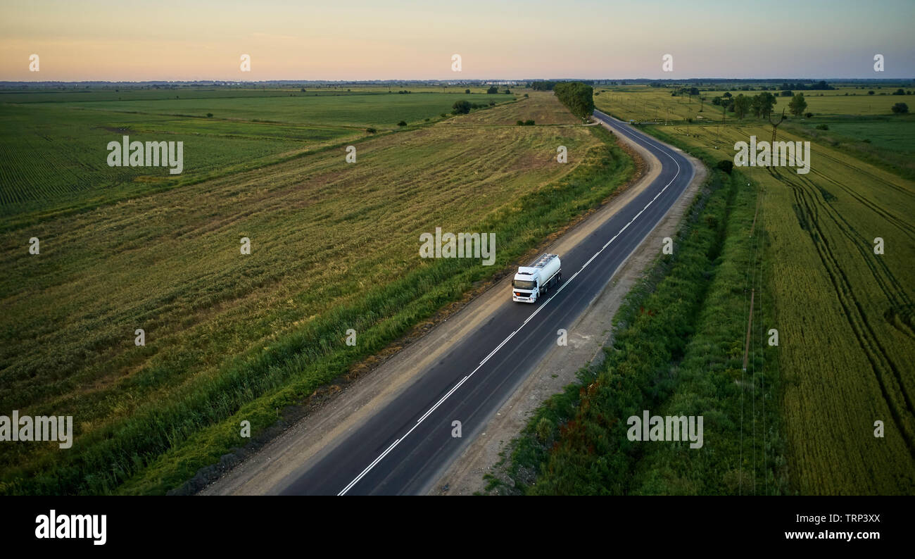 Truck rides hi-res stock photography and images - Alamy