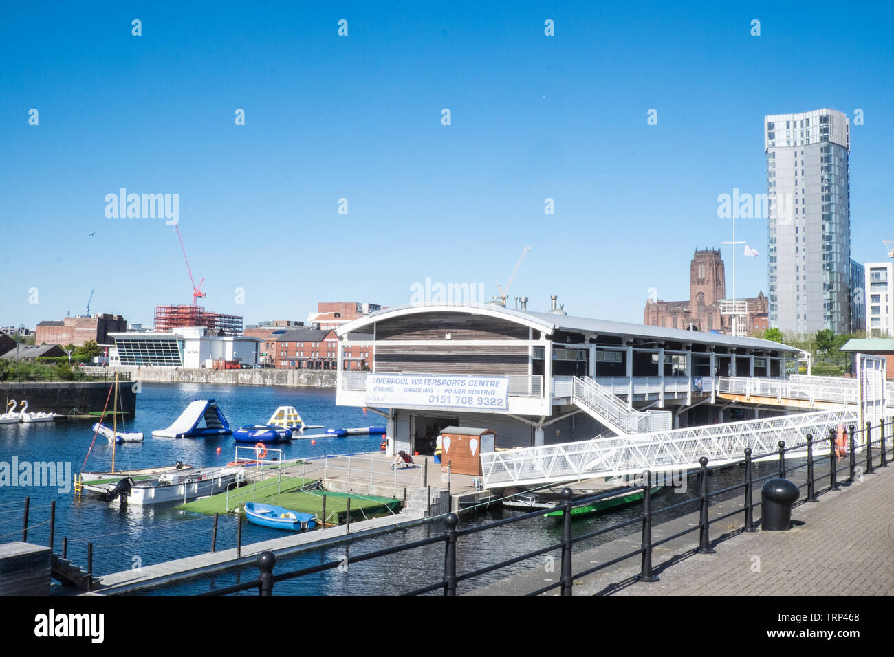 Queens dock hi-res stock photography and images - Alamy