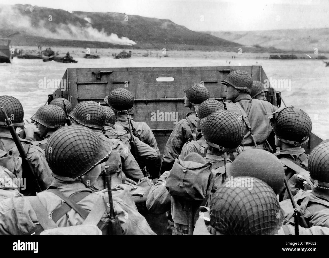 D day landing 1944 lcvp hi-res stock photography and images - Alamy