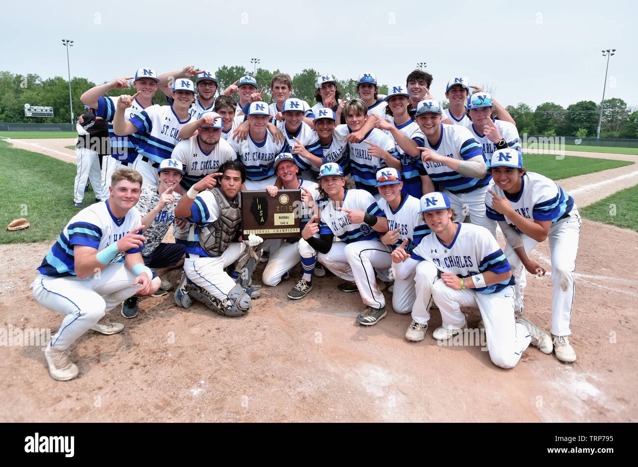 Entire 25-man team roster surrounding its just earned sectional ...