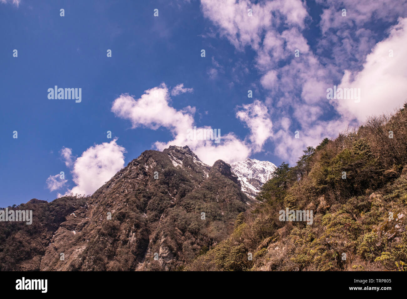 Rugged hills hi-res stock photography and images - Alamy