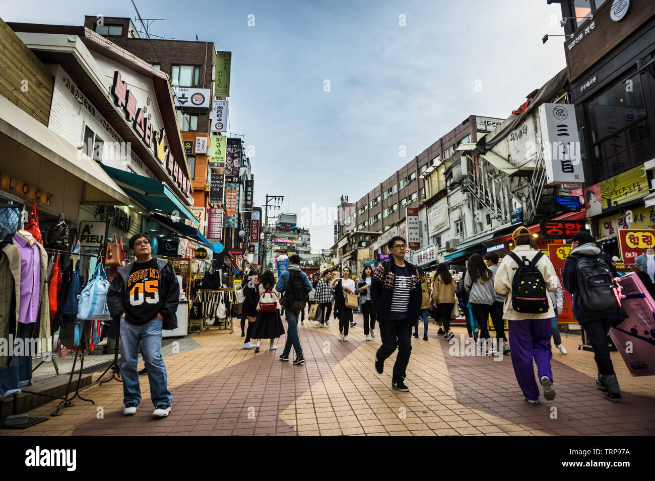 Hongdae market, seoul hi-res stock photography and images - Alamy