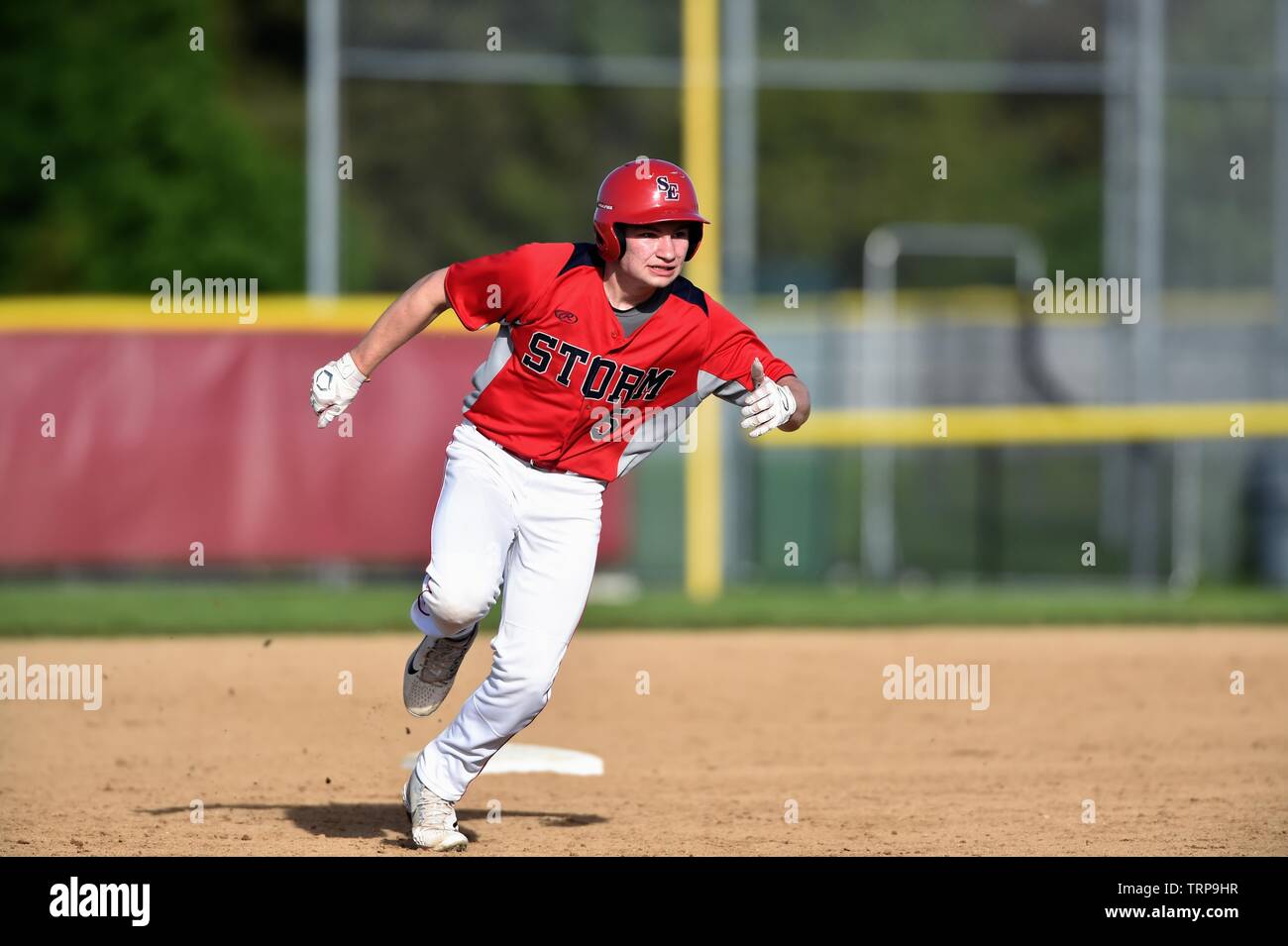 Base runner triple hi-res stock photography and images - Alamy