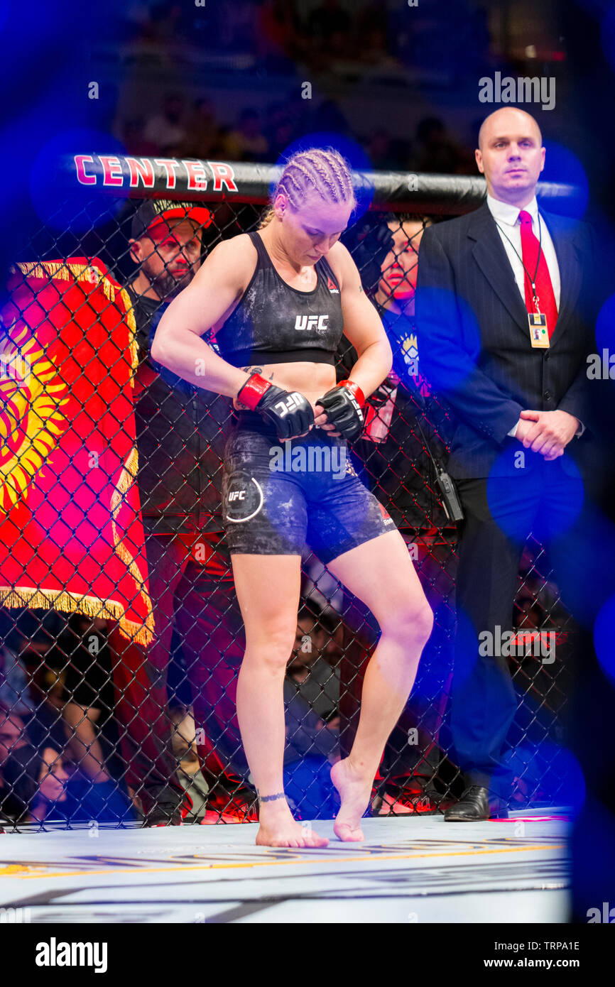 Jessica eye ufc hi-res stock photography and images - Alamy